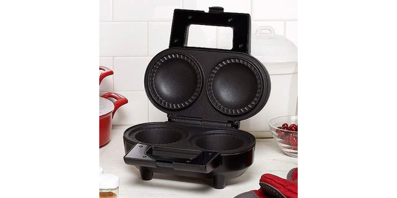 Wolfgang Puck BPM00020 Bistro 900-Watt 2-piece Pie and Pastry Maker ...